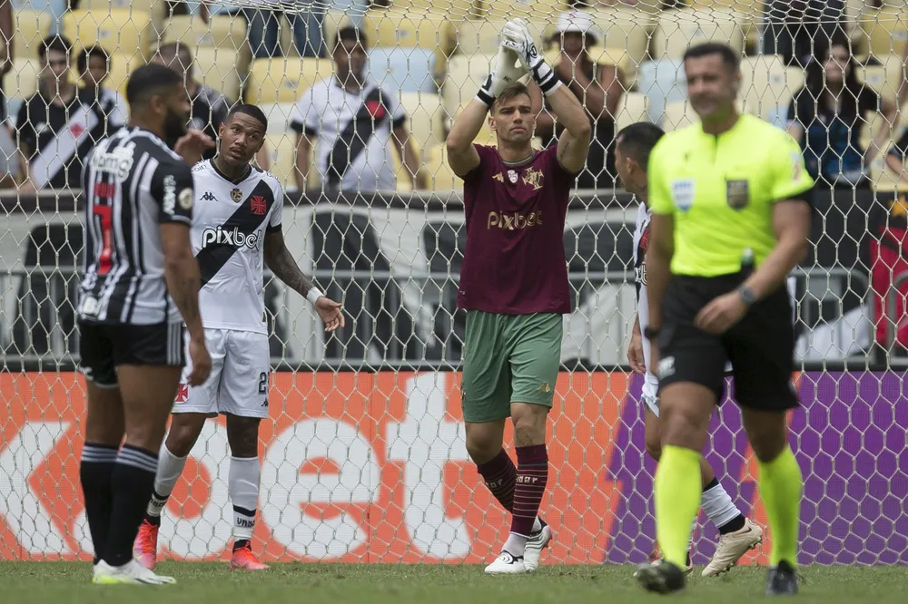 Portal ge, destaca duelo entre Hulk e Léo Jardim "artilheiro do Galo ...